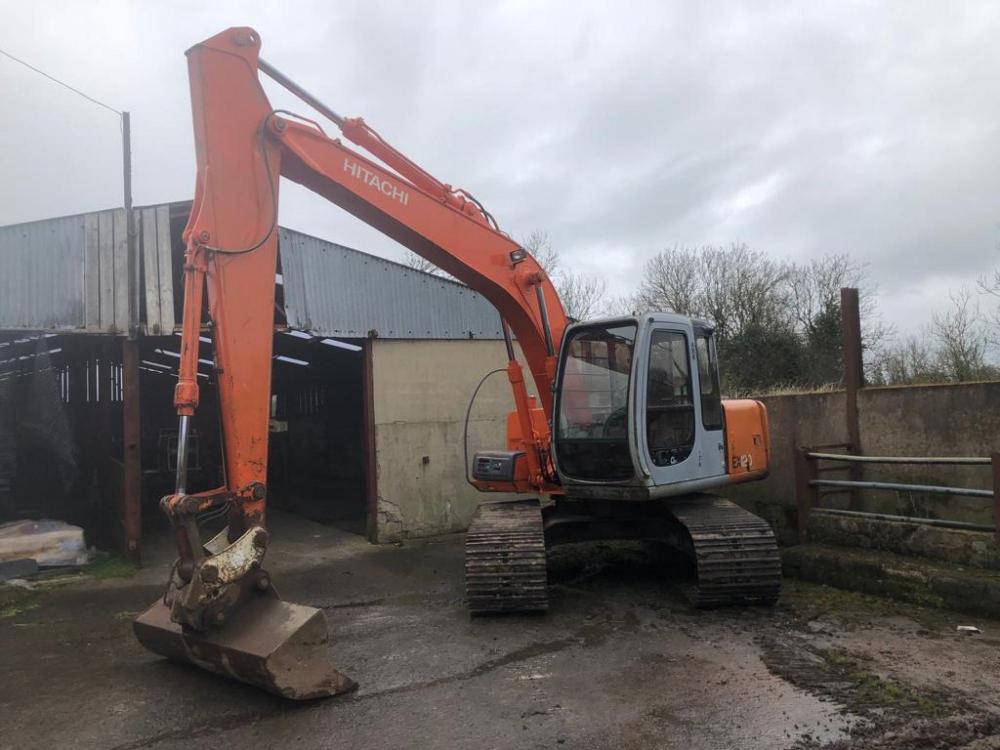 Hitachi Excavator 120